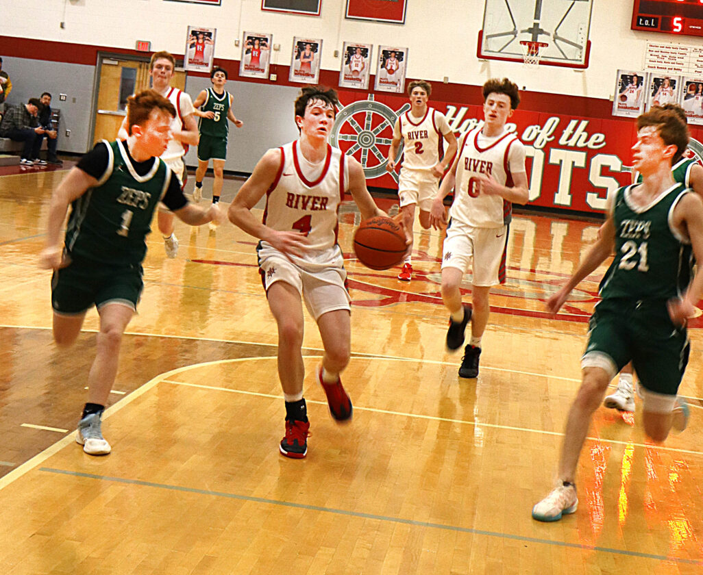 River Boys Take Down Shenandoah | News, Sports, Jobs - Wetzel Chronicle